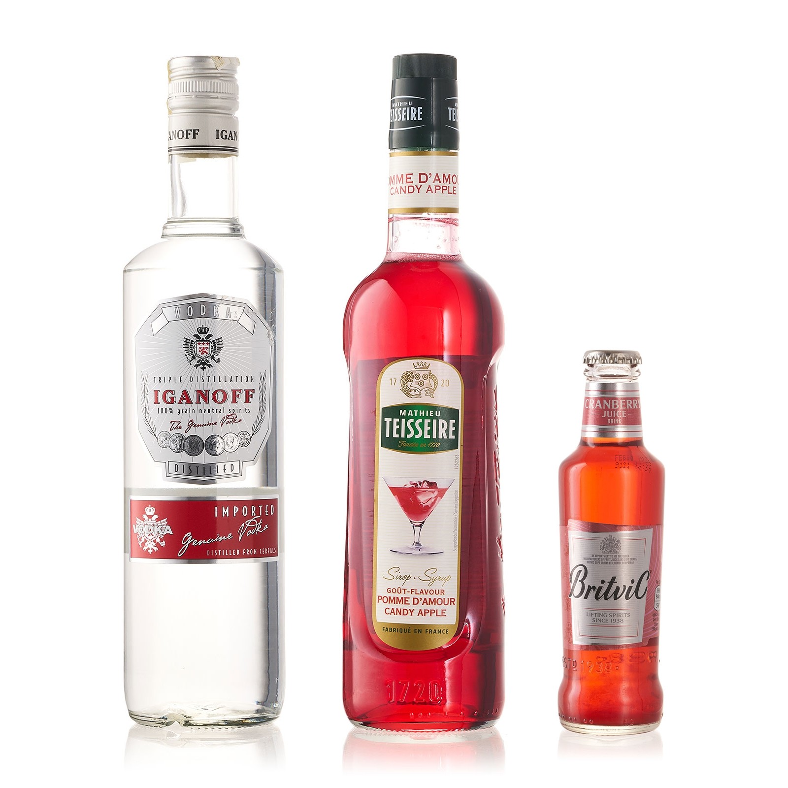 Iganoff Vodka + Sirop Mathieu Teisseire Mar Copt + Britvic Cranberry ...